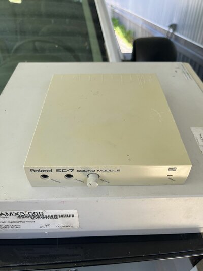 Closed - Intelligent MPU-401 & Roland SC-7 Bundle (USA) | AmiBay
