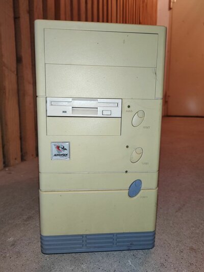 Sold - Vintage computer case with damaged motherboard and rust | AmiBay