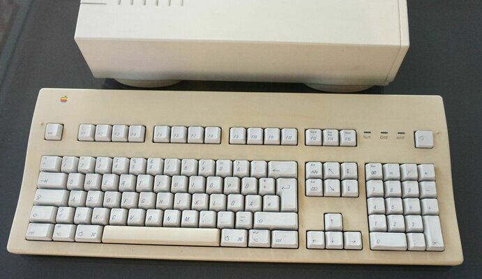 Sold - Apple Macintosh Quadra 610 recapped with Keyboard, Mouse and ...