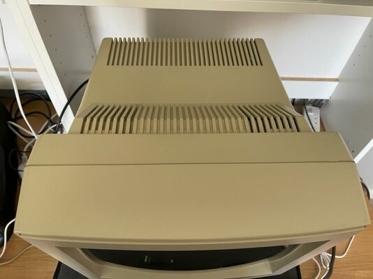 Closed - Microvitec 1438 CRT monitor for Amiga computers | AmiBay