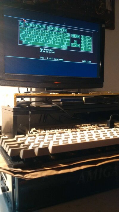 Sold - Amiga 1200 Keyboard UK Layout great condition | AmiBay