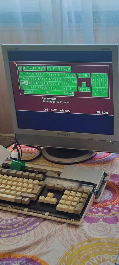 For Sale - Amiga 1200 german keyboard | AmiBay