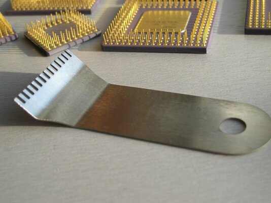 Closed - Puller PGA CPU 060/040/030 & FPU 6888 & other type | AmiBay