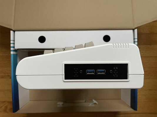 Closed - Commodore C64x Barebones Chameleon White with Hard Drive ...