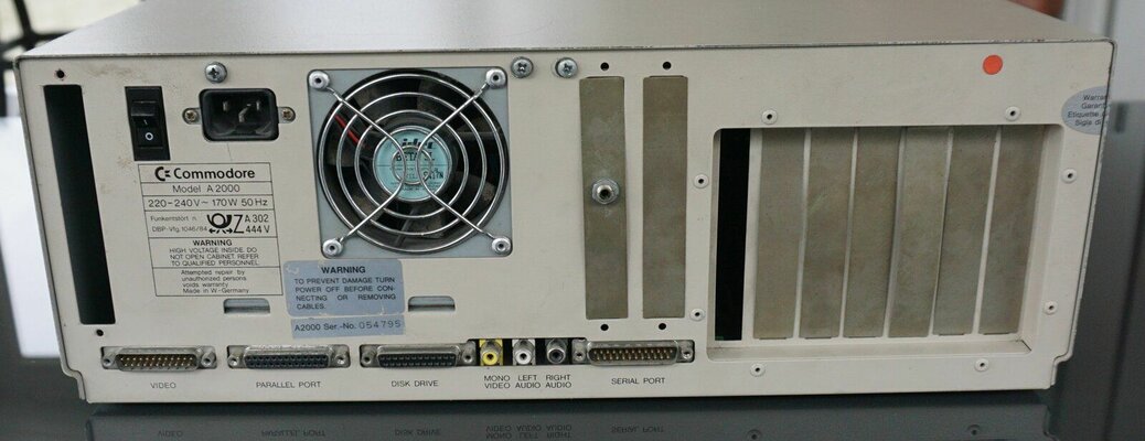 Closed - Commodore Amiga A2000 with Rev. 6 motherboard works | AmiBay