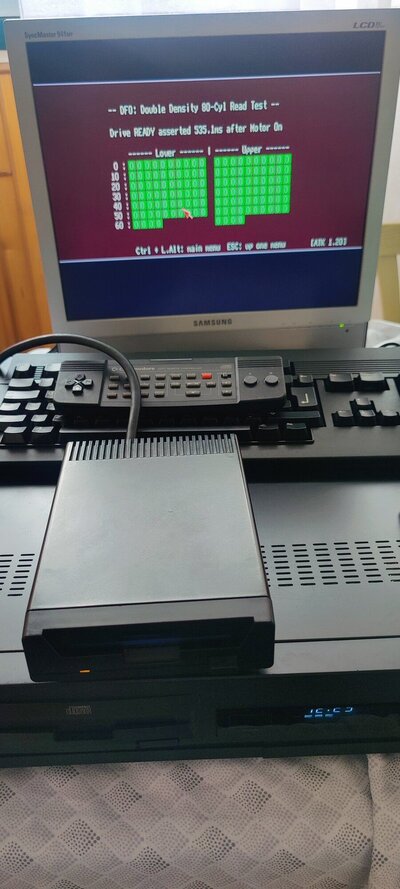 Sold - Commodore CDTV + mouse + keyboard + ext. floppy + software ...