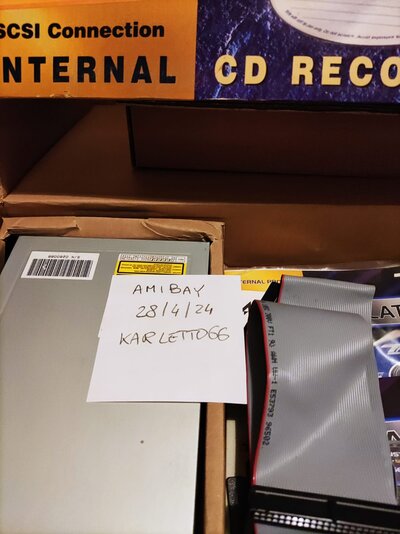 Closed - Traxdata CDR 4120 PRO SCSI KIT | AmiBay