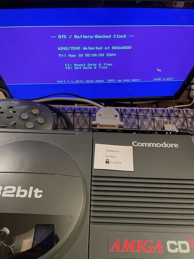 Sold - Commodore Amiga CD32 incl. TF330 128MB / Kipper2k USB RGB riser ...