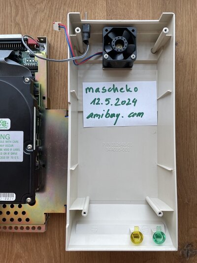 Sold - Amiga A590, 2 MB, original 20 MB HDD, power supply (recapped ...
