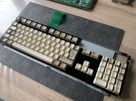 Sold - A1200 Keyboard "Qwerty" | AmiBay