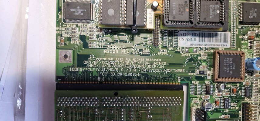 Closed - Amiga 1200 motherboard + FastATA + Viper 1230 - working ...