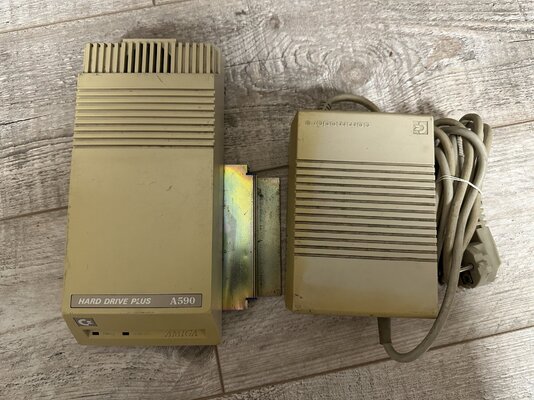 Sold - Commodore Amiga A590 Hard Drive Plus | AmiBay