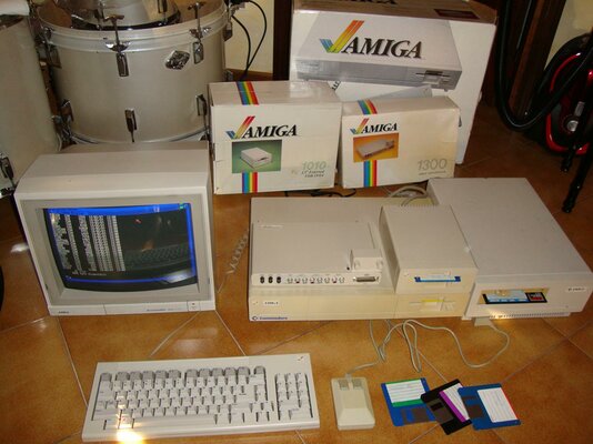 Amiga 1060 Sidecar with HD for my Amiga 1000 | AmiBay