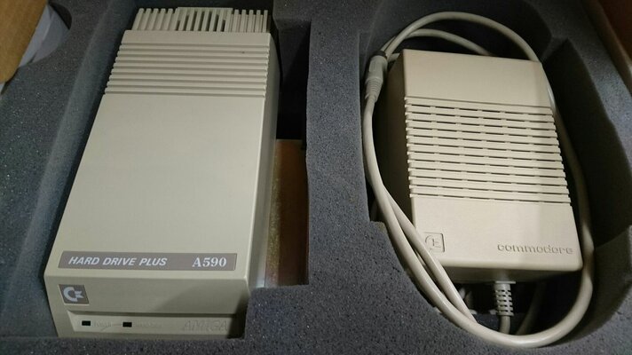 Closed - Commodore Amiga A590 Boxed with User Guides and Disk | AmiBay