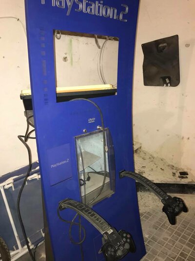 PS2 Shop Display Cabinet | Page 2 | AmiBay