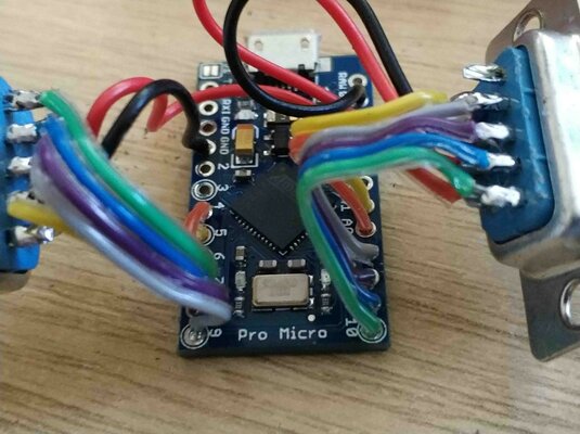 DIY Dual 9 pin joysticks USB HID adapter | AmiBay